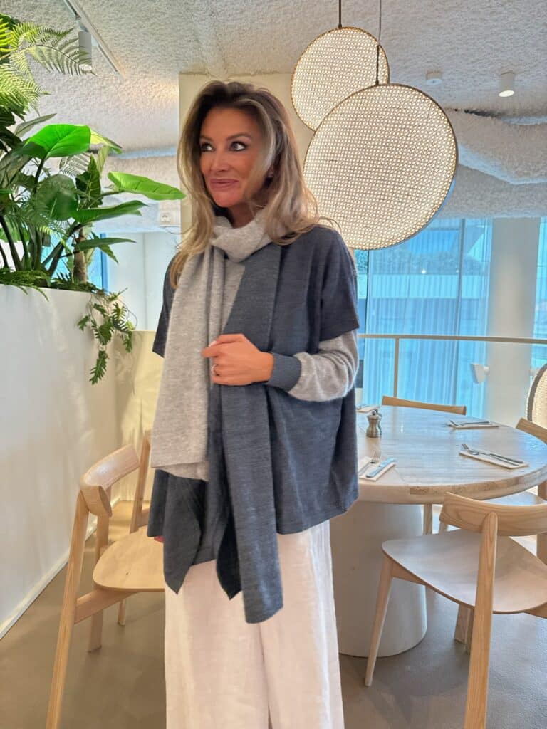 SIEN - Poncho Dark Grey - Mei-Li