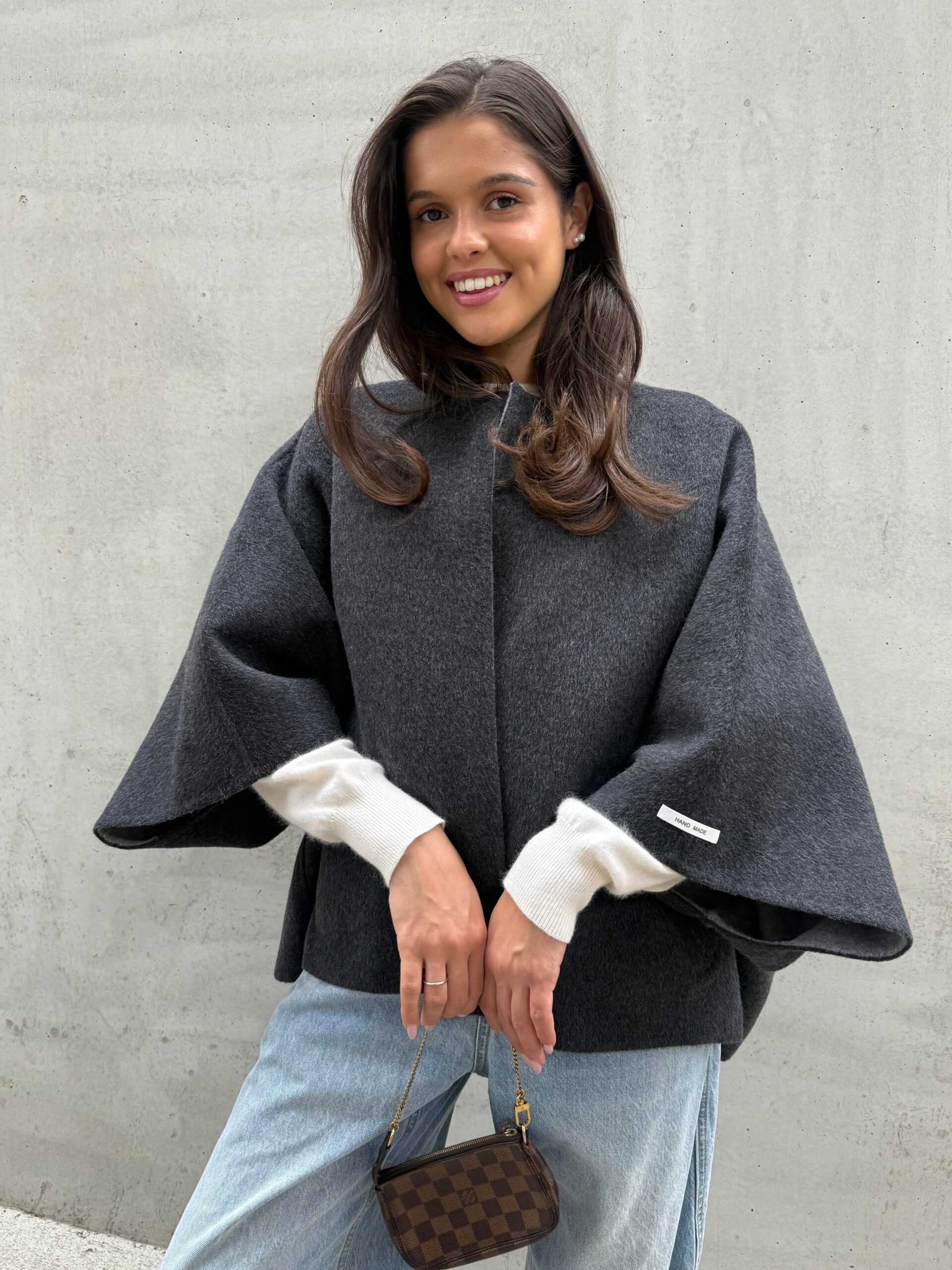 NOMÉ - Cape Jacket Grey/Light Grey Reversible - Mei-Li